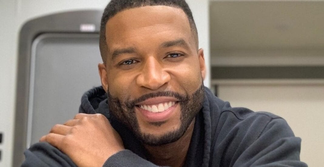 Robert Christopher Riley: età, altezza, vita privata, Instagram e film