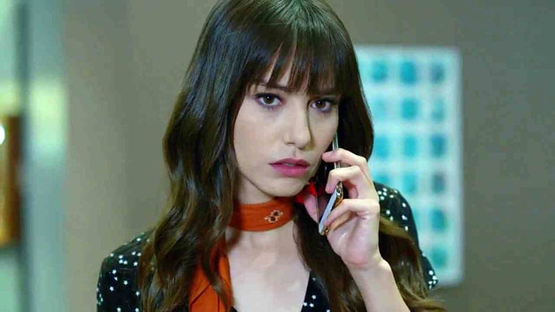 Chi è Özge Gürel: età, altezza, fidanzato, Instagram, film e serie TV