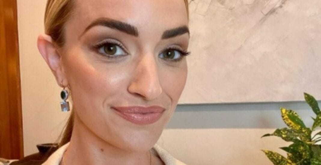 Chi è Brianne Howey in Ginny e Georgia: età, Instagram e film