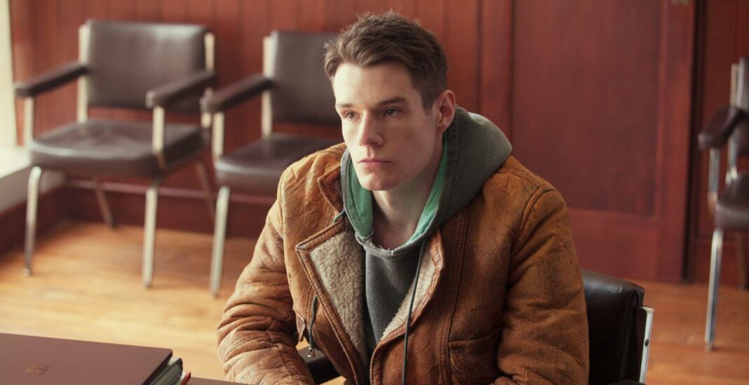 Chi è Connor Swindells, Adam in Sex Education: età e Instagram