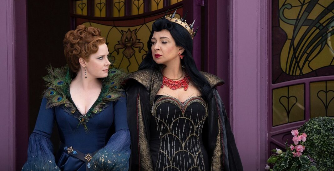 Amy Adams e Maya Rudolph nella prima foto di Come d'incanto 2