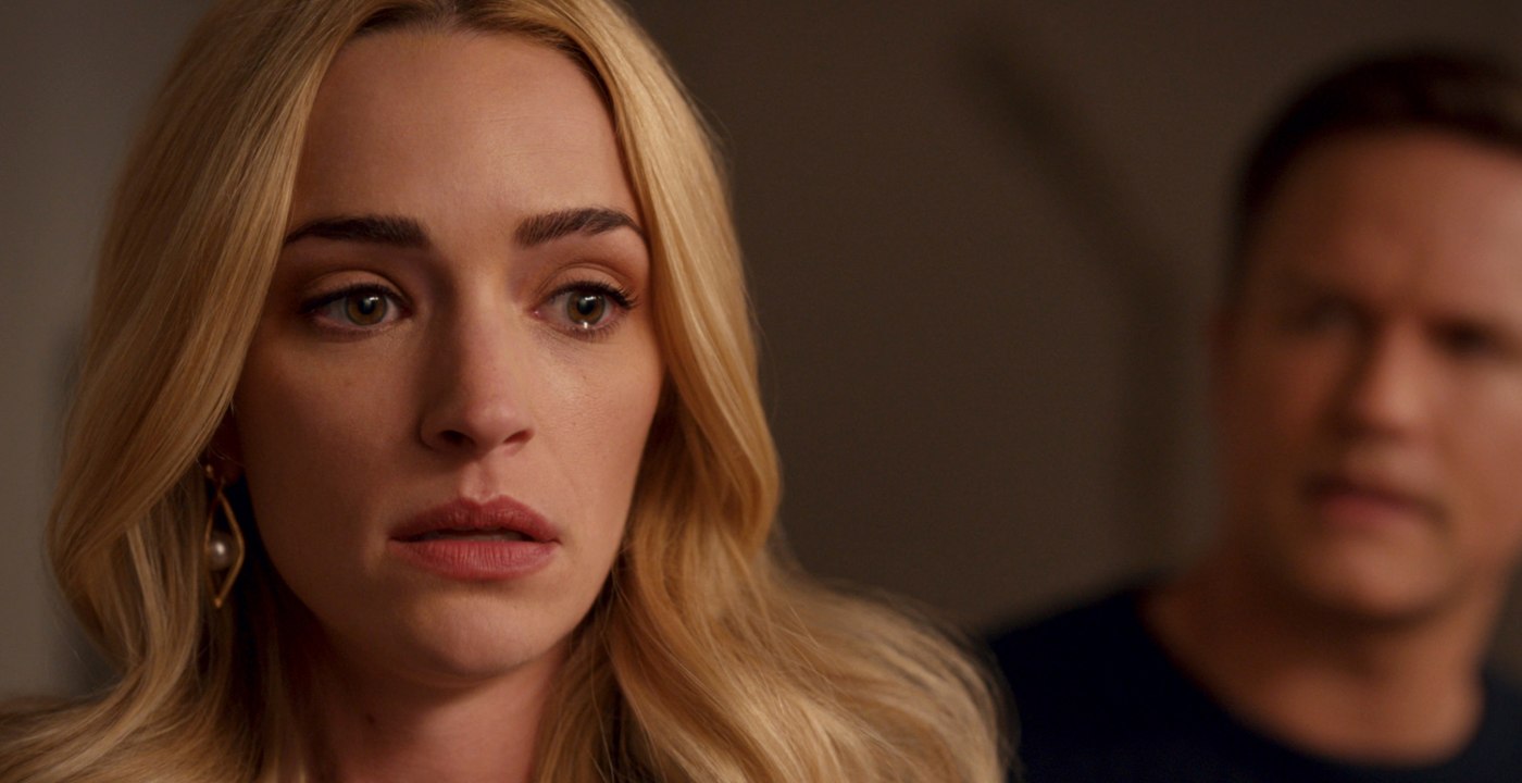 Brianne Howey reagisce al finale di Ginny & Georgia 2