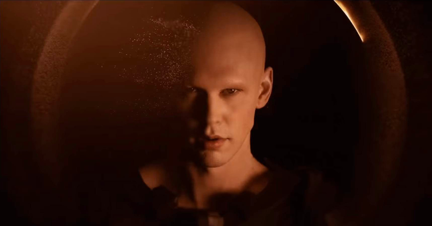 Austin Butler è pelato e senza sopracciglia in Dune 2