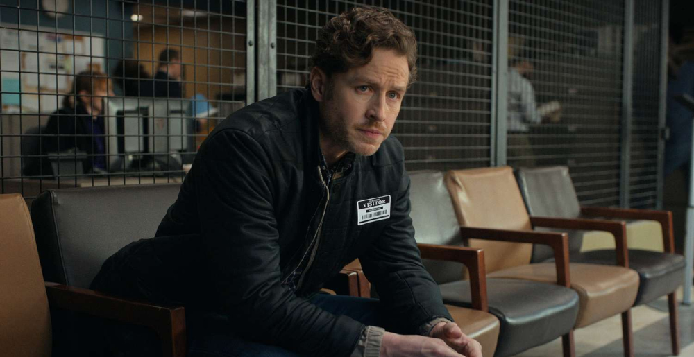 Manifest, Josh Dallas: "Il finale non risponde a tutte le domande"