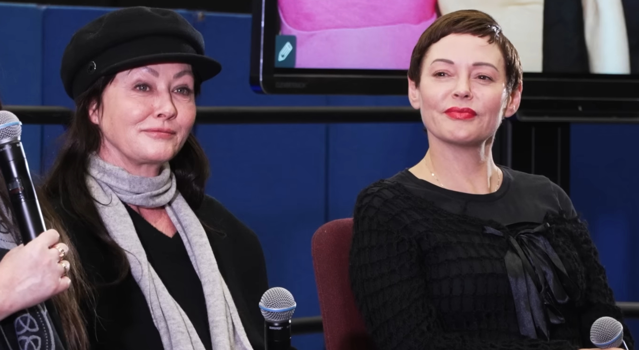 Il cast di Streghe omaggia Shannen Doherty dopo la sua morte