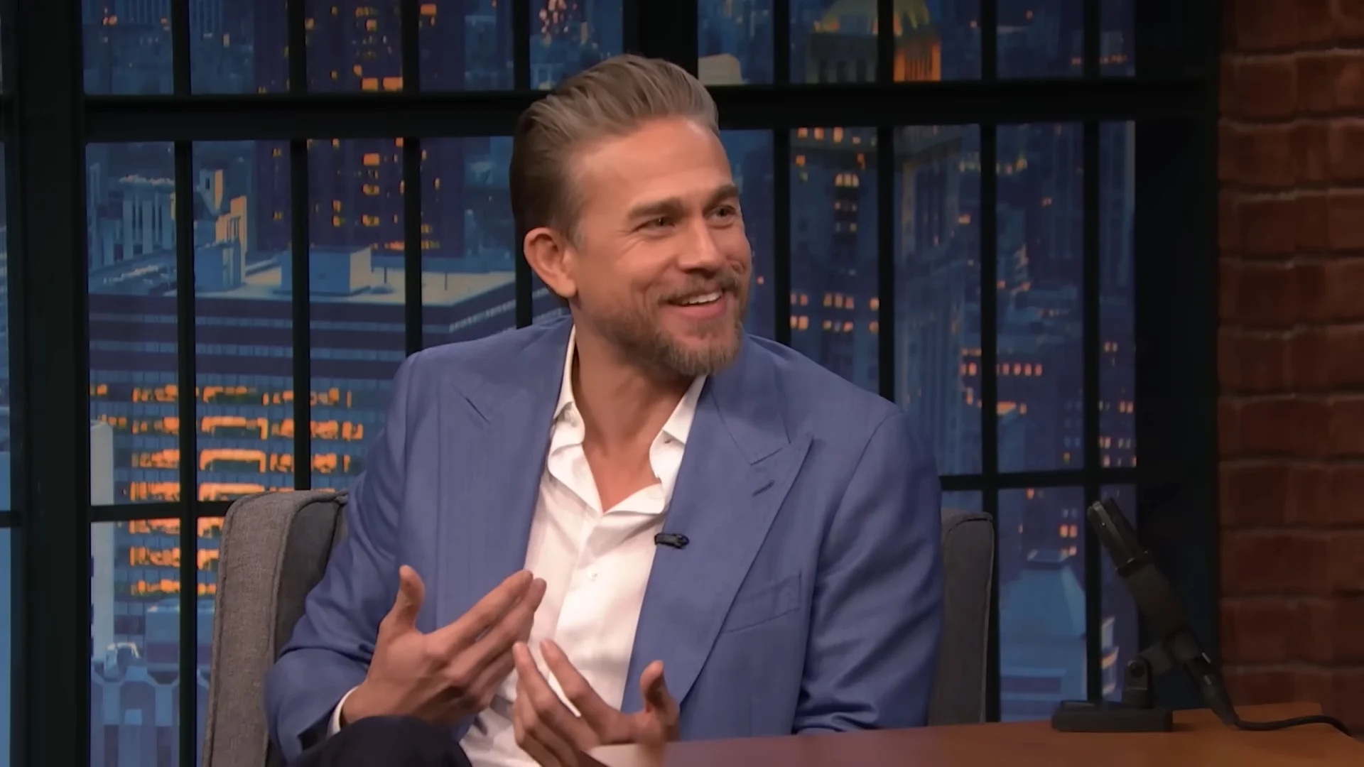 Charlie Hunnam oggi: età, altezza, fidanzata, film e serie TV