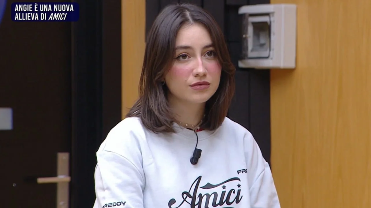 Chi è Angie di Amici 25: età, vero nome, origini