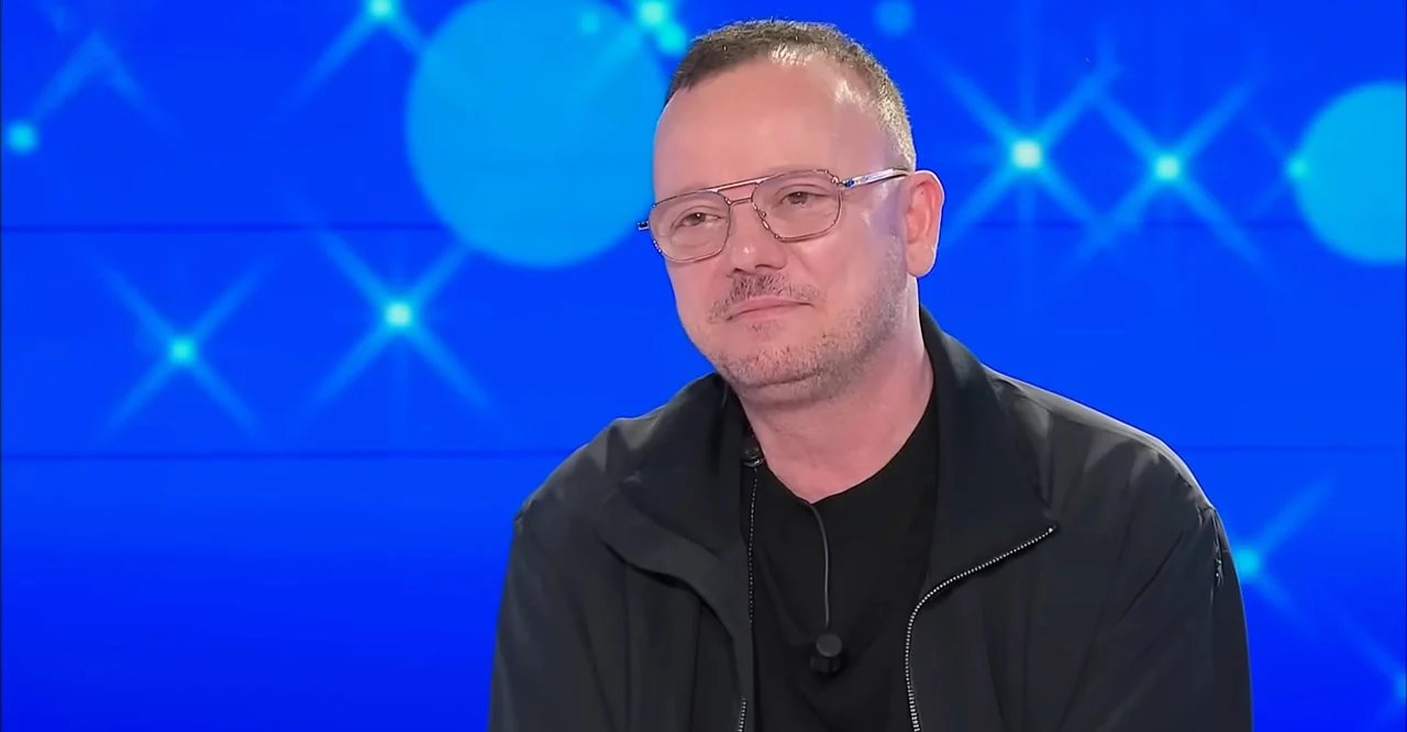 Chi è Gigi D'Alessio: età, altezza, figli, carriera e vita privata